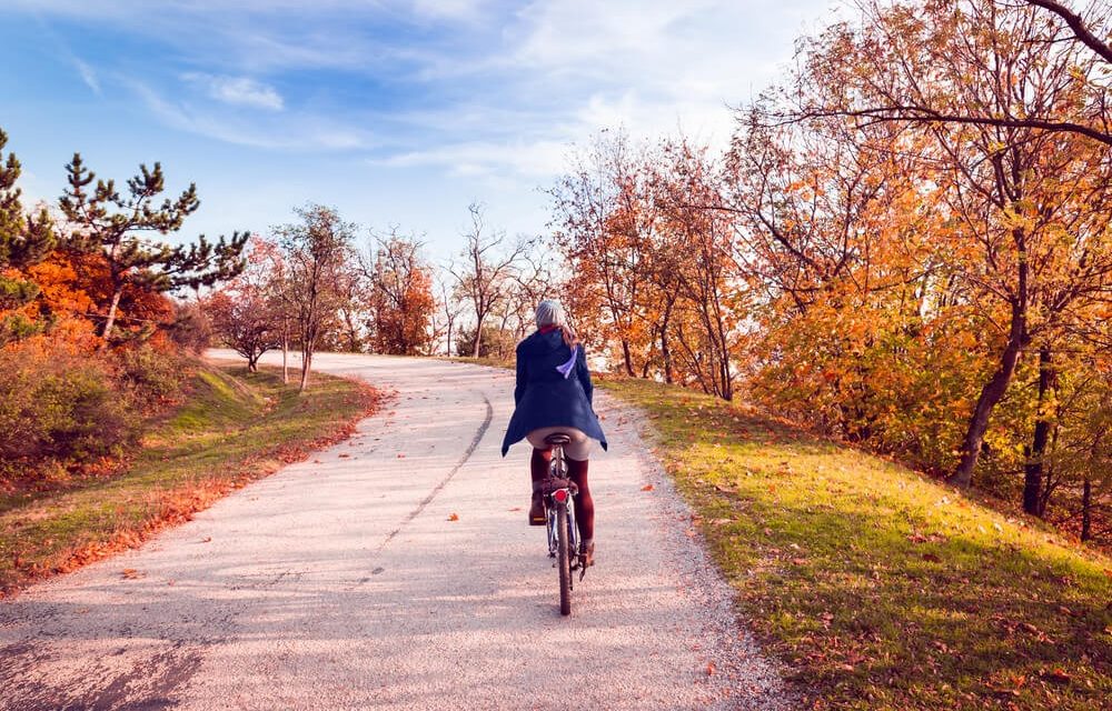Cycling in Autumn is scenic - Parkerable